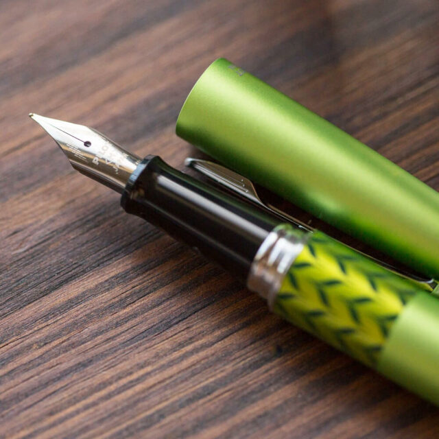 Pluma Fuente, Estilográfica PILOT Colección Retro Pop Verde - Librería ...